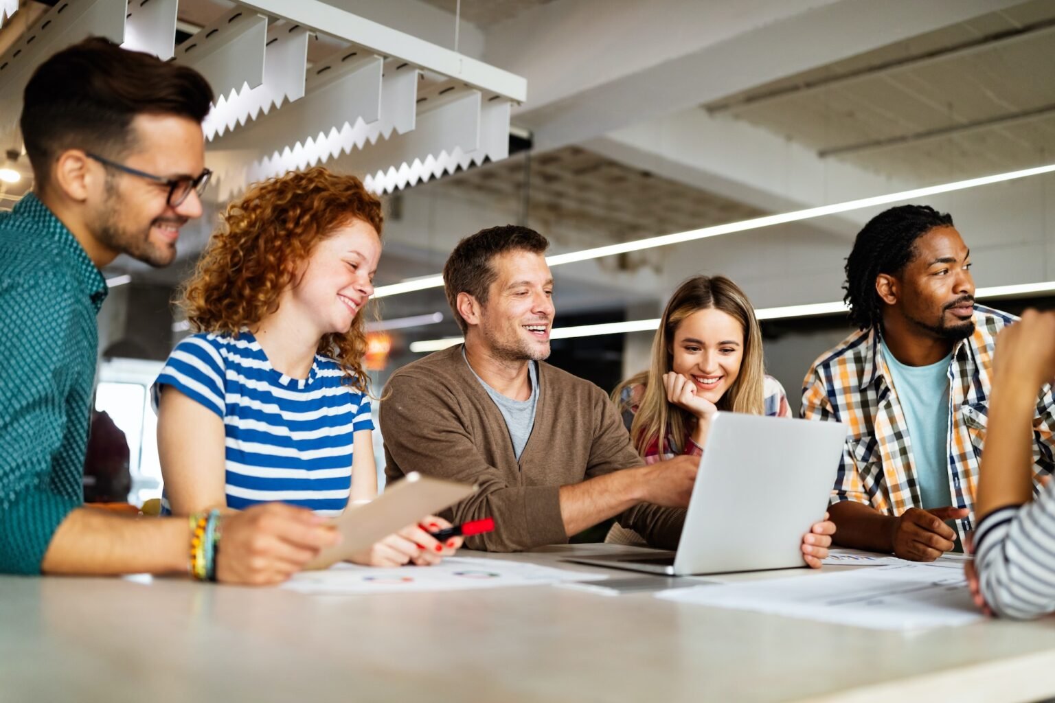 Cogneto – Simplifying B2B Sales with AI Automation.